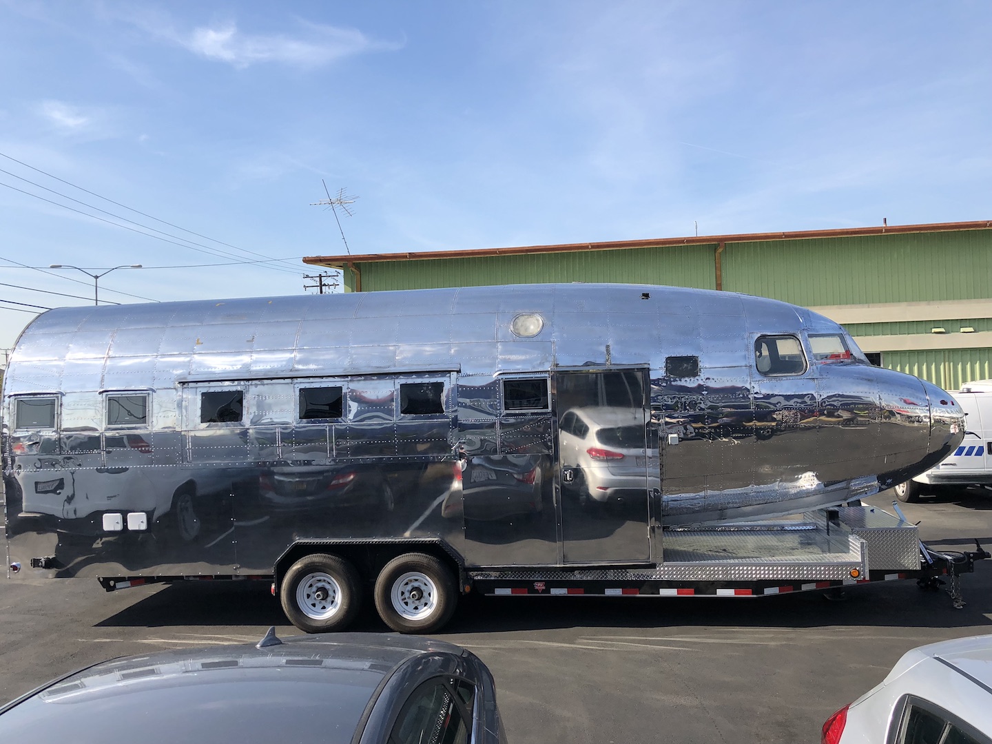 DC-3 Airplane Food Truck LA Stainless Kings