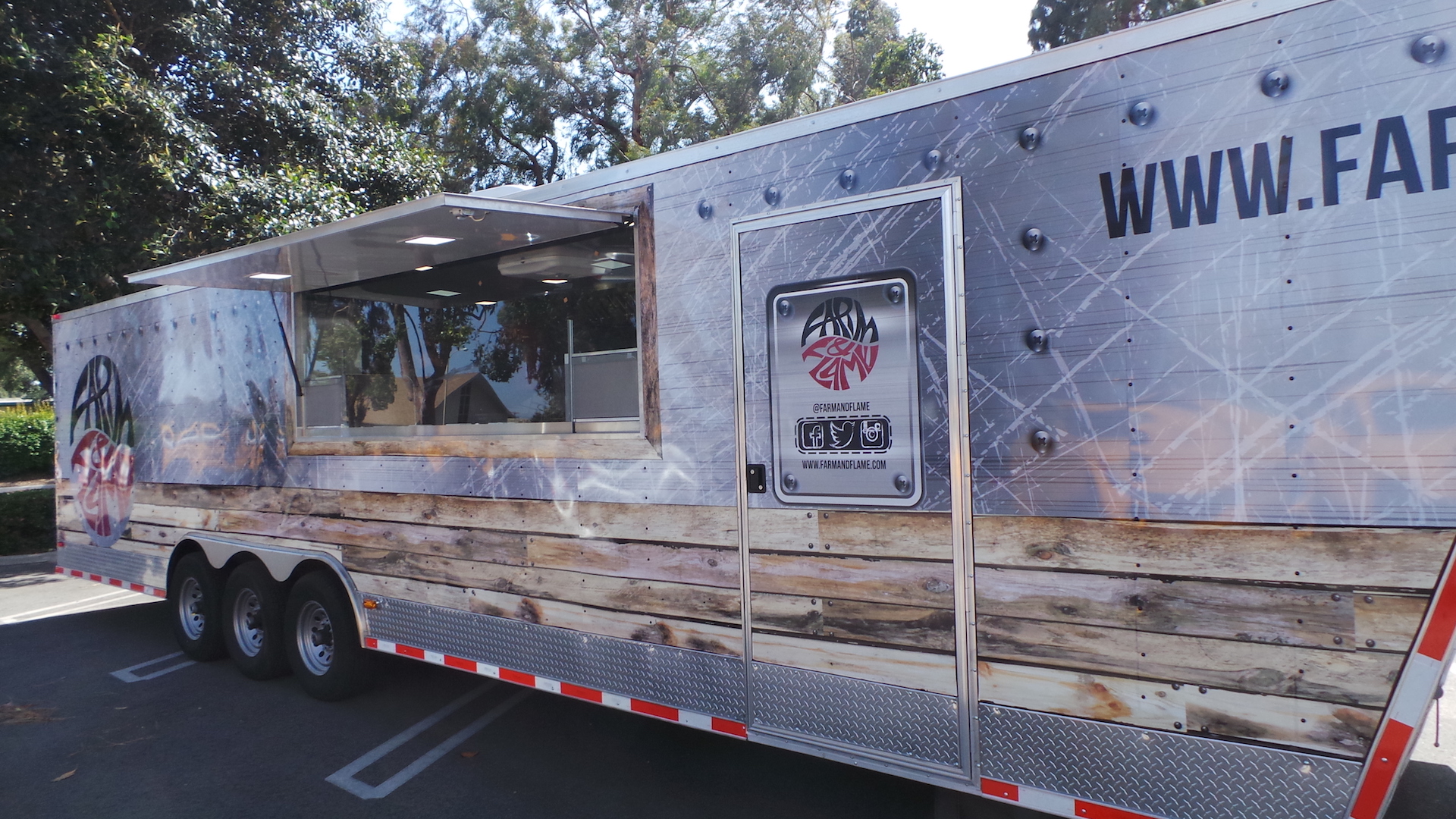 Farm & Flame Trailer LA Stainless Kings